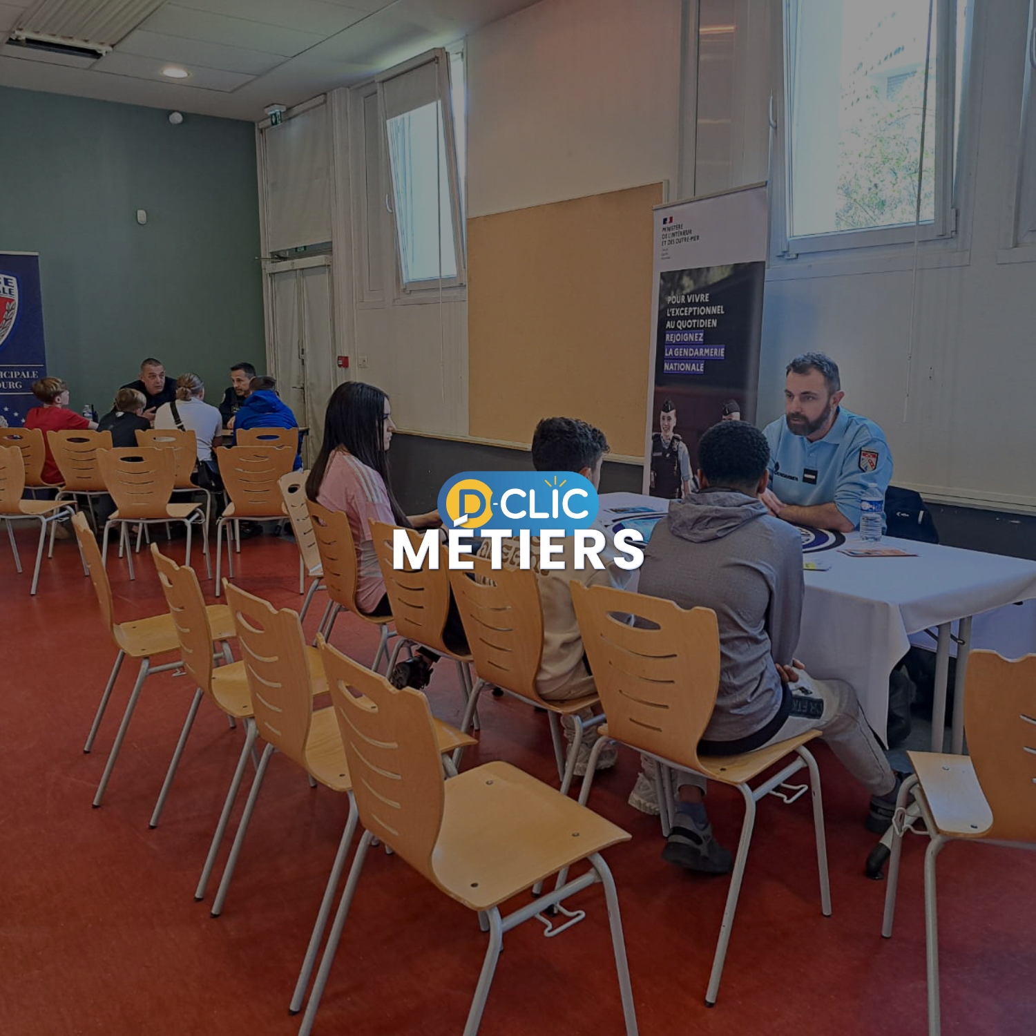 Forum de l'Uniforme #4 – Collège François Truffaut | Association D-Clic